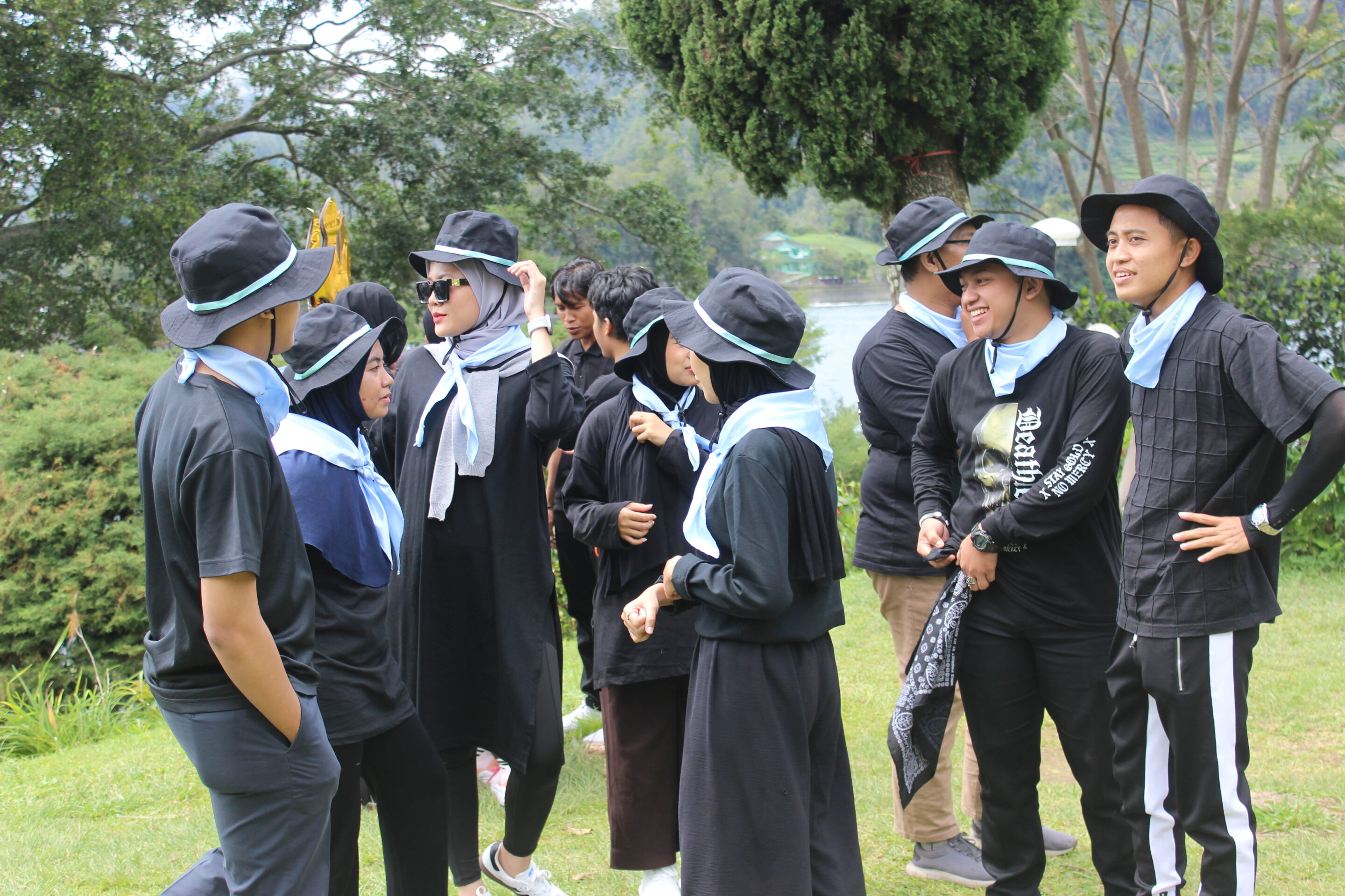 Game untuk Team Building Outdoor: Menguatkan Kerja Sama